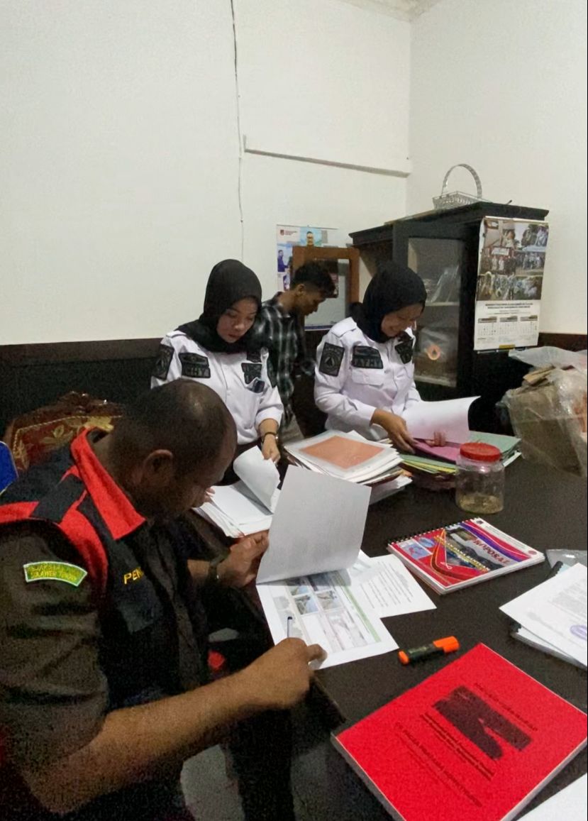 Kabar Luwuk Kantor BPBD Banggai Digeledah Tim Jaksa Kejaksaan Negeri ... Kabar Luwuk Kantor BPBD Banggai Digeledah Tim Jaksa Kejaksaan Negeri ...